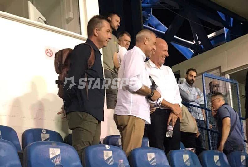 Ο επικεφαλής της ΚΕΔ Στιβ Μπένετ στο ΔΑΚ "Αθανάσιος Διάκος" - STARSPORTS.GR