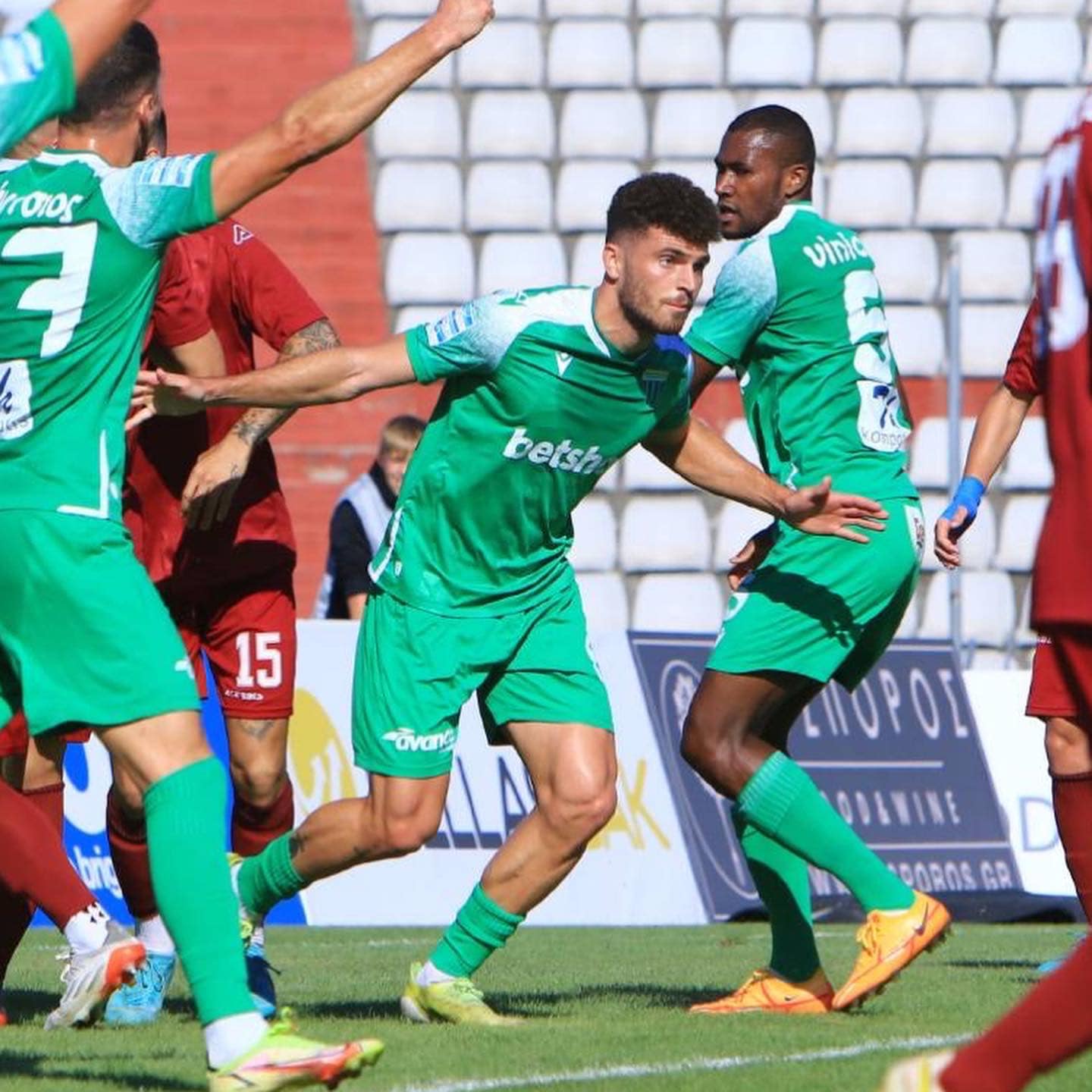 ΑΕΛ-Λεβαδειακός 1-2: Τα highlights του αγώνα (video) - STARSPORTS.GR