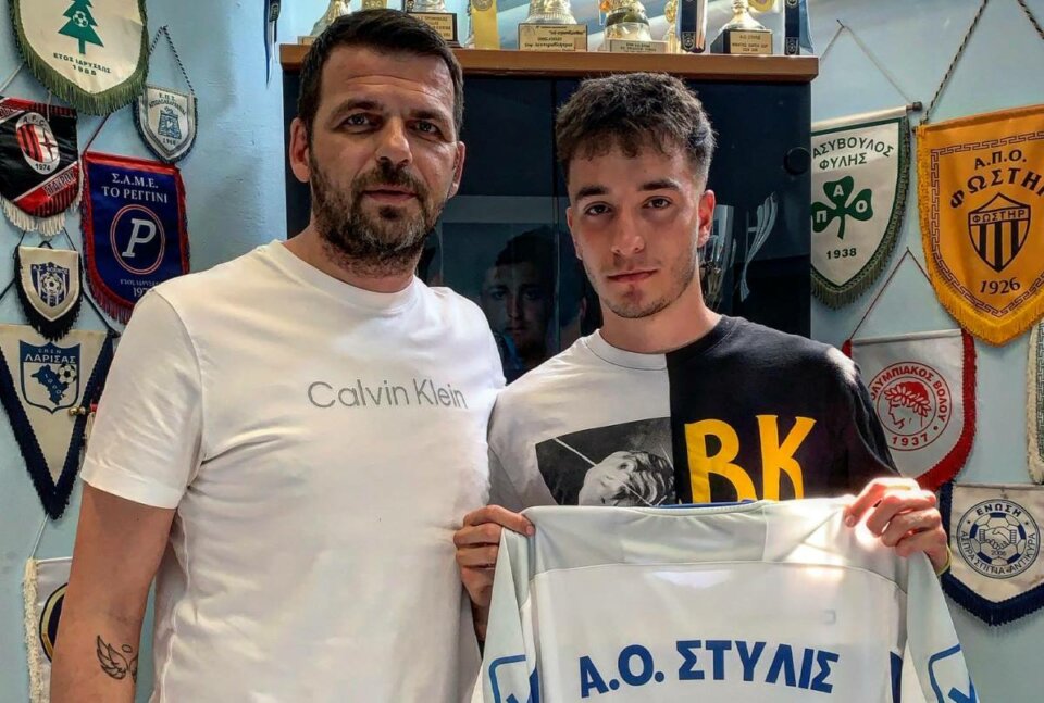 Επέστρεψε στον ΑΟ Στυλίδας ο Κώστας Βαρυπάτης - STARSPORTS.GR