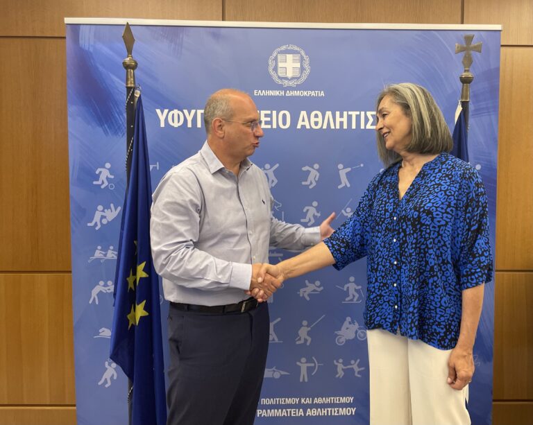 Συνάντηση Γιάννη Οικονόμου με την Σοφία Σακοράφα - STARSPORTS.GR