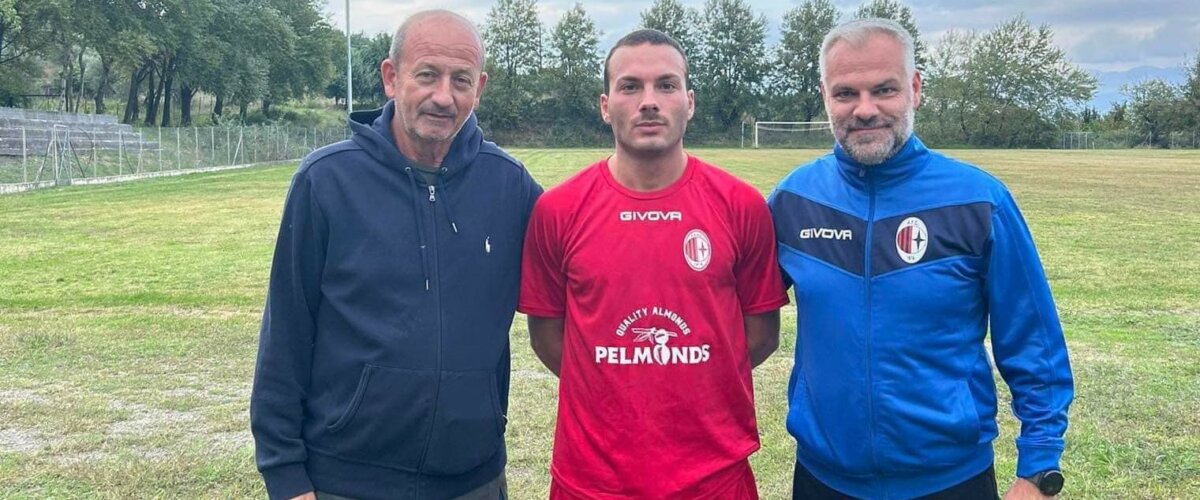 Στον Αστέρα Σταυρού ο Νίκος Καρακούσης - STARSPORTS.GR