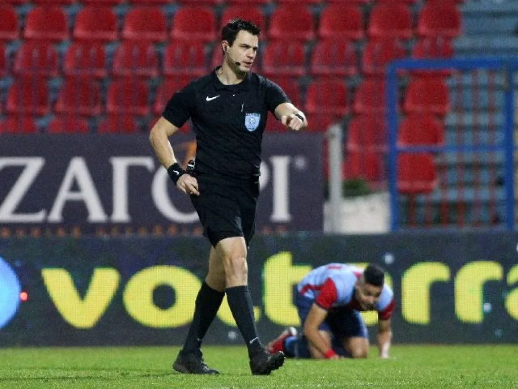 Ο Κατσικογιάννης στο "Λάμπρος Κατσώνης" - STARSPORTS.GR