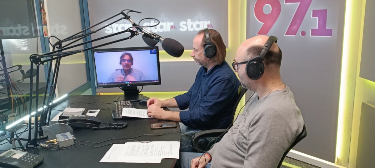 Ο Νίκος Παπούλιας στον STAR FM 97.1 για το νέο του βιβλίο (video ...