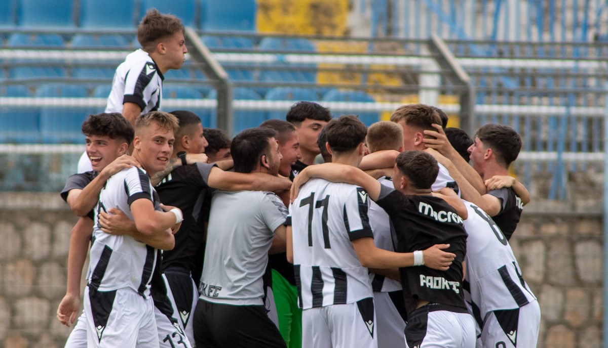 Πρωταθλητής Super League K17 ο ΠΑΟΚ - STARSPORTS.GR