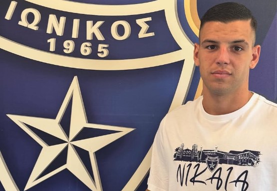Στον Ιωνικό ο Ακης Μίχος! - STARSPORTS.GR