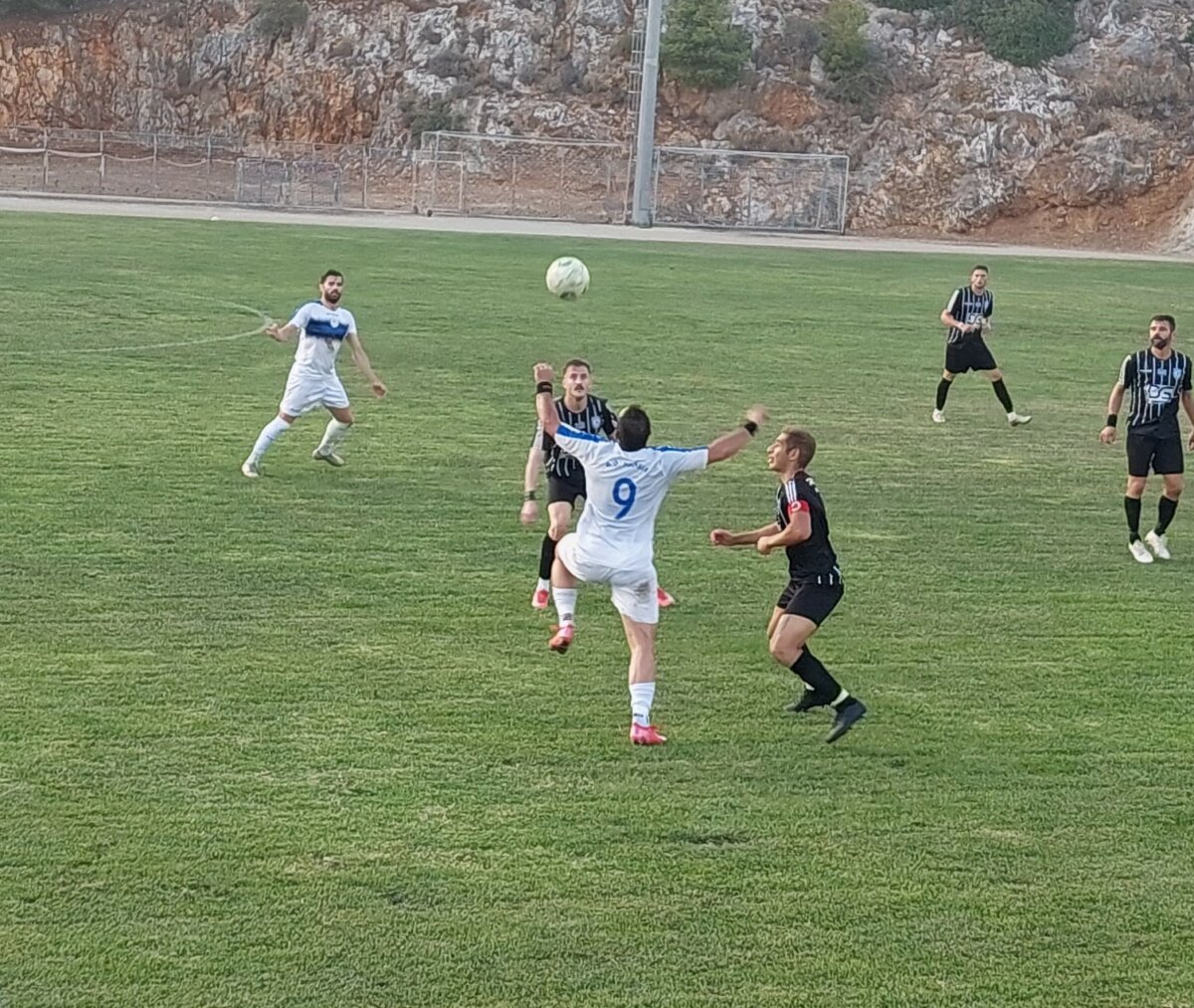 Θριαμβευτής στο ντέρμπι ο Ταμυναϊκός - STARSPORTS.GR